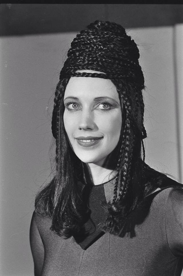 Latest Guest Announcement - ANGELA STAINES - London Film & Comic Con ...